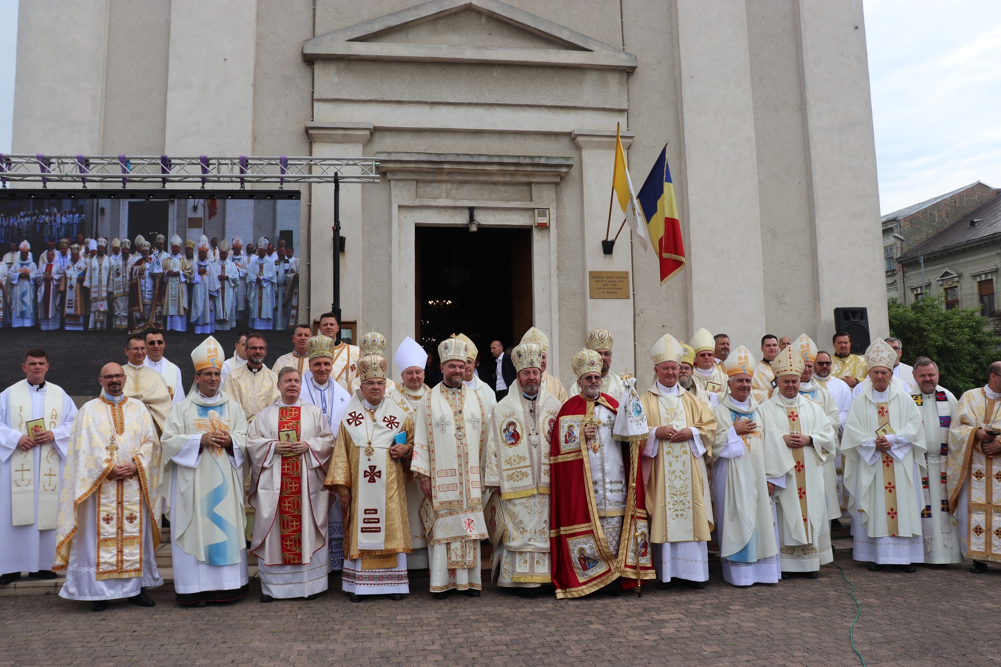 Mesajul Preafericirii Sale Cardinal Lucian cu ocazia înscăunării noului ...