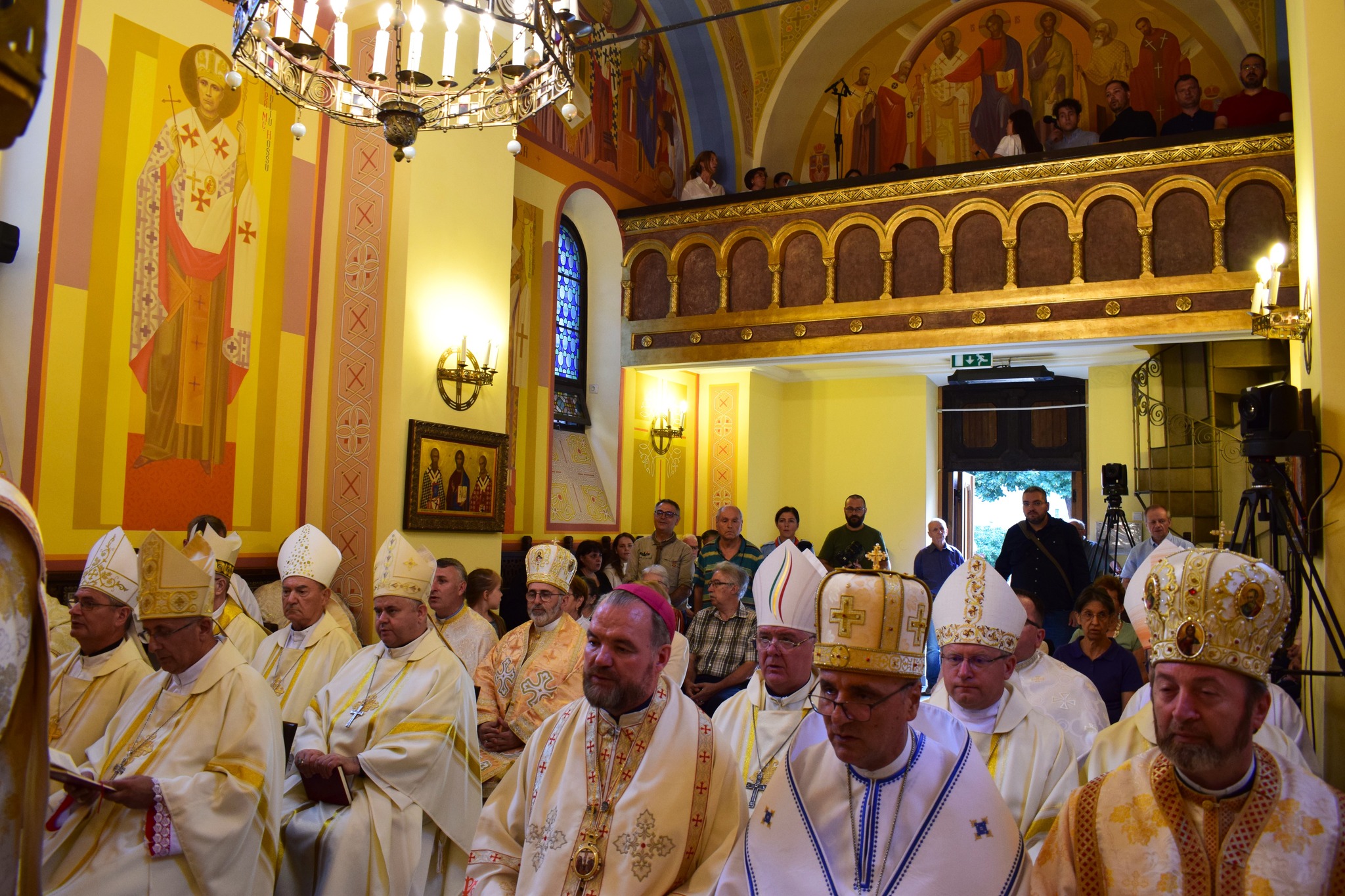 În desfășurare la București întâlnirea de toamnă a Conferinței ...