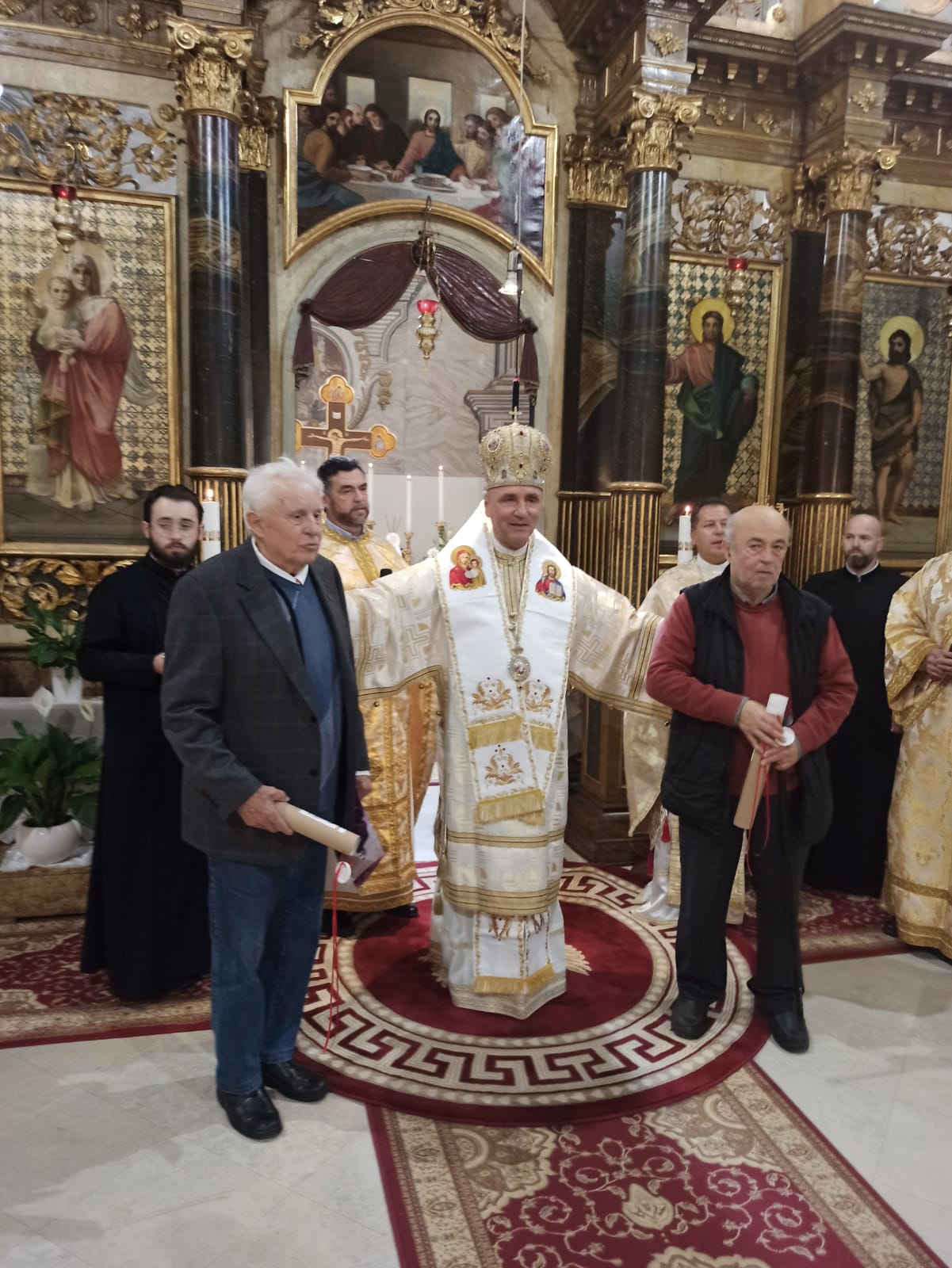 Profesorul Blaga Mihoc a primit ordinul „Valeriu Traian Frențiu ...