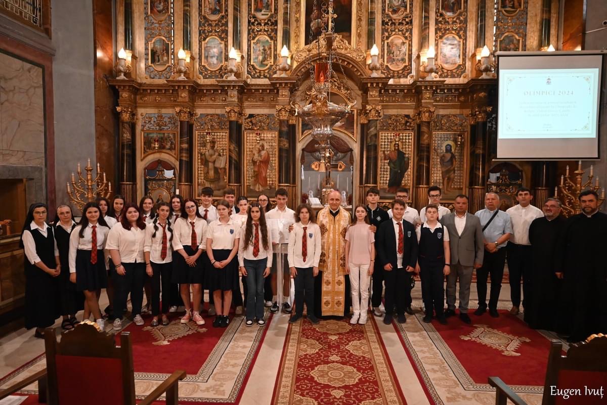 Premierea elevilor care au participat la Olimpiada de Religie Greco ...