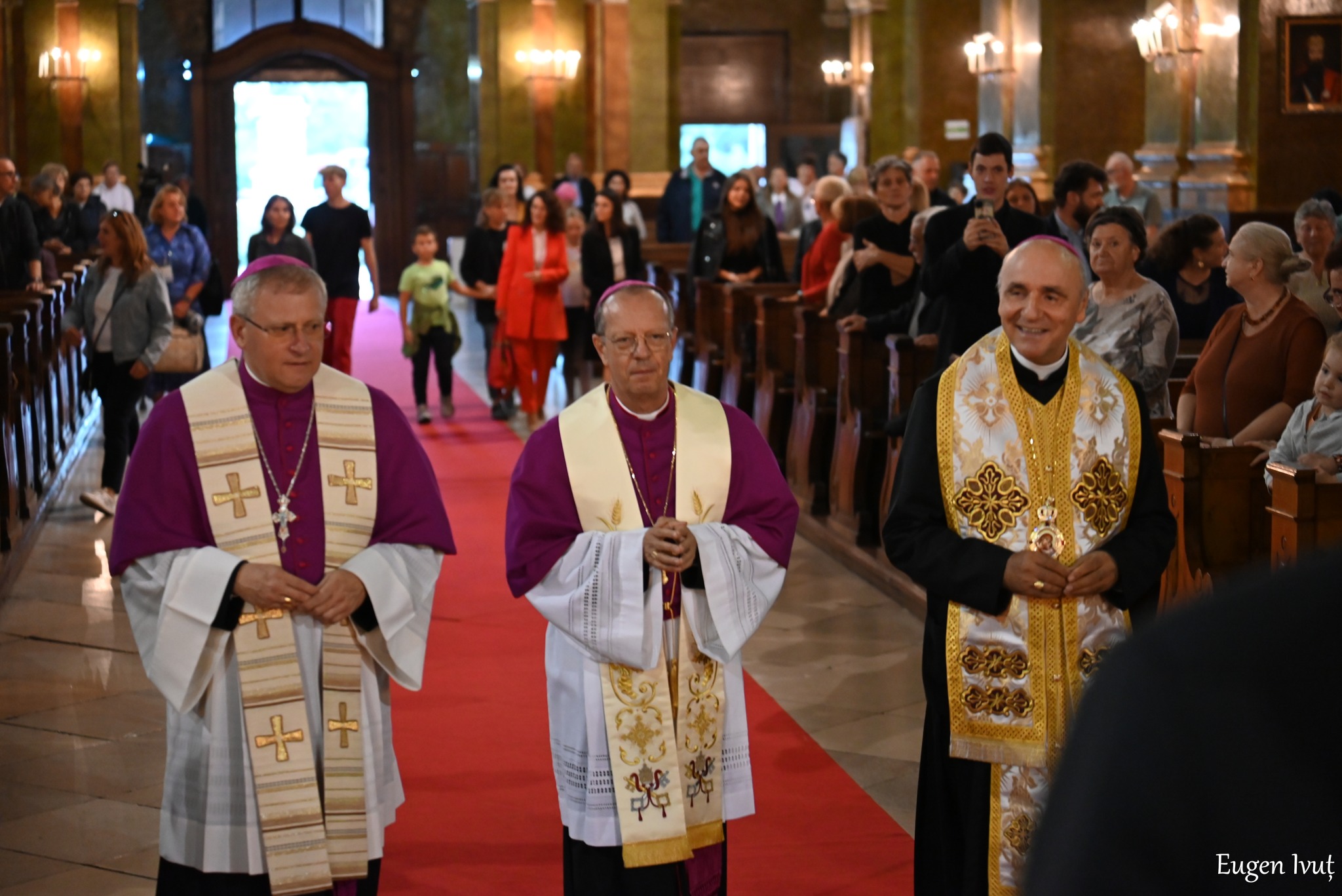 Întâlnirea Episcopilor Catolici Orientali din Europa la Oradea ...