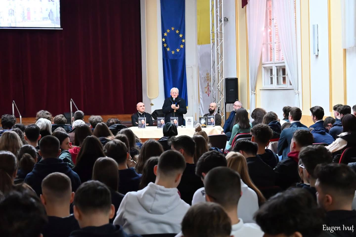 Proiecția filmului „Cardinalul” și lansarea cărții „Mărturii asupra ...